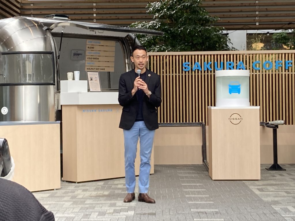 “地球のためにEVとコーヒーができること”日産とブルーボトルコーヒーがコラボし『SAKURA COFFEE』が期間限定オープン ｜ ガジェット ...