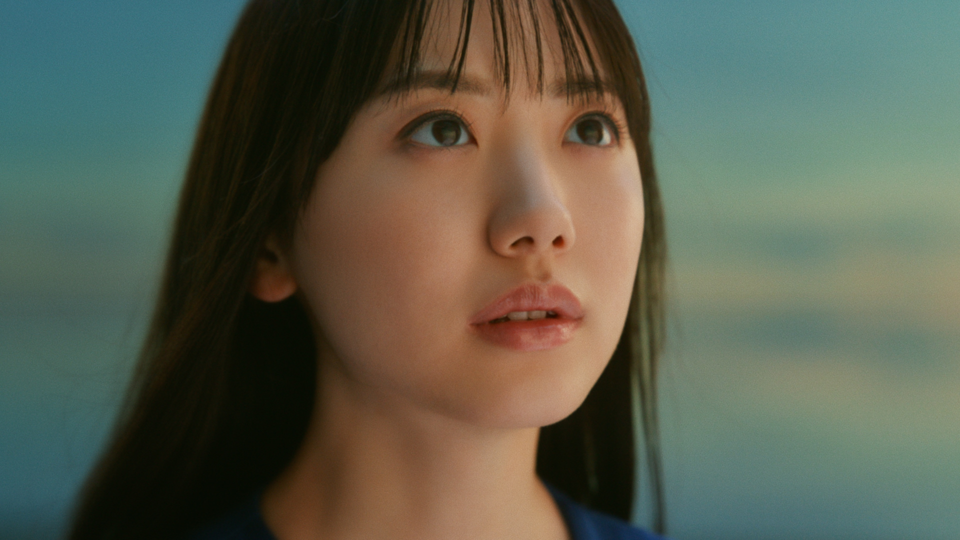 SBI証券TVCM、20歳になった芦田愛菜が「ゼロ」からつくる新しい世界への希望を表現